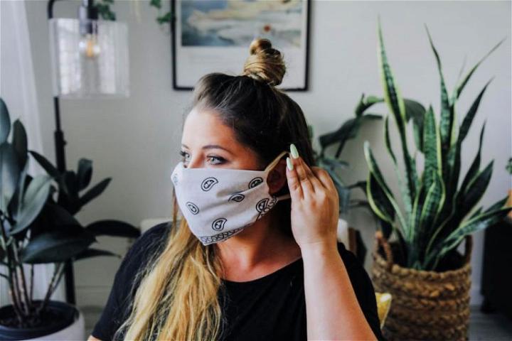 35 Ideas to Make DIY No-Sew Face Mask with Household Materials