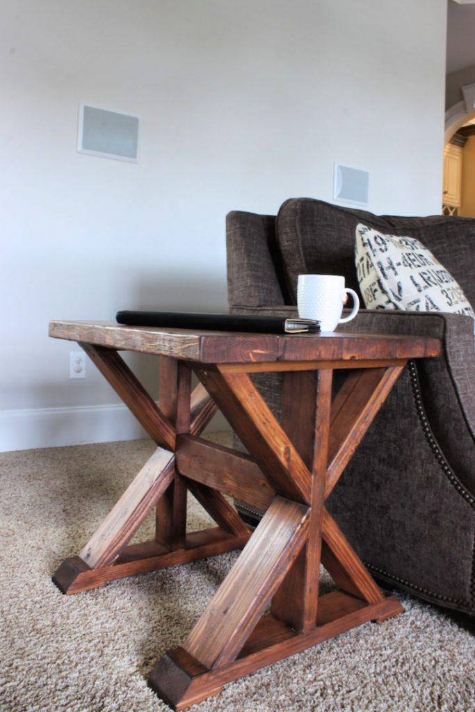 30 Free DIY End Table Plans - DIY End Table Ideas - Blitsy