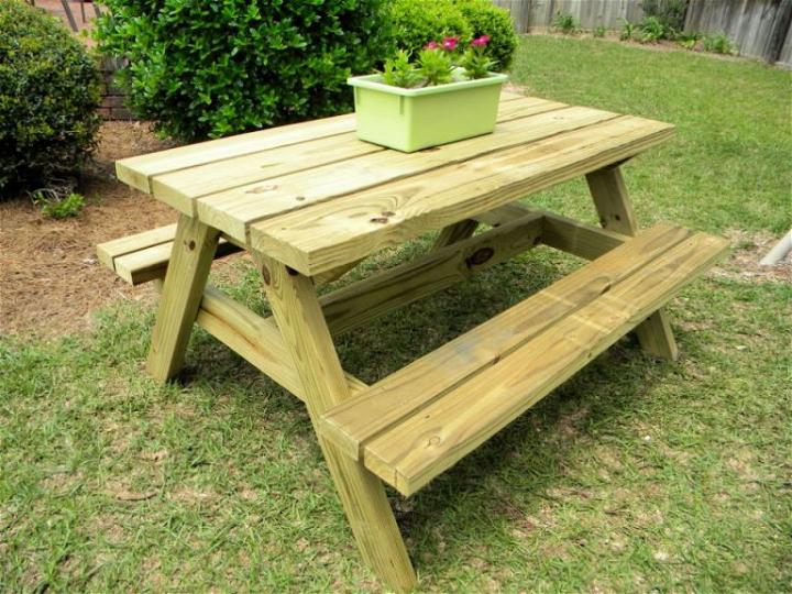 40 Free DIY Picnic Table Plans (with PDF and Blueprints)