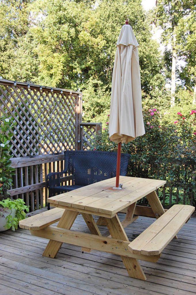 40 Free DIY Picnic Table Plans (with PDF and Blueprints)
