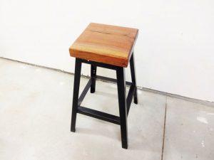 DIY Bar Stools: 30 Free Plans to Build Your Own - Blitsy