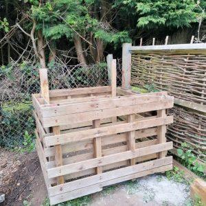 25 DIY Pallet Compost Bin Ideas To Build Your Own