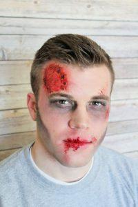 25 Zombie Makeup Ideas for Halloween - Blitsy