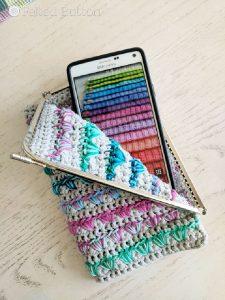 25 Free Crochet Phone Case Patterns - Blitsy