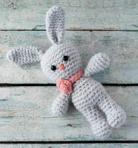 25 Free Crochet Bunny Patterns (Rabbit Amigurumi Pattern)