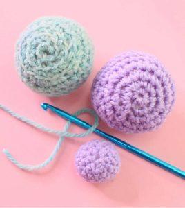 25 Free Crochet Ball Patterns (How to Crochet a Sphere) - Blitsy