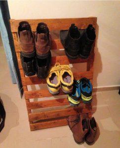 25 Wooden Pallet Shoe Rack Ideas and Plans - Blitsy