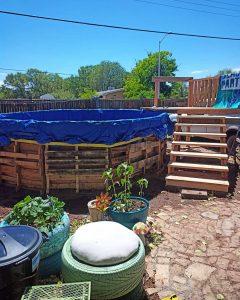 15 DIY Pallet Pool Ideas That You Can Build at $0 - Blitsy